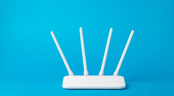 How to choose the best router for home WiFi in 2025?